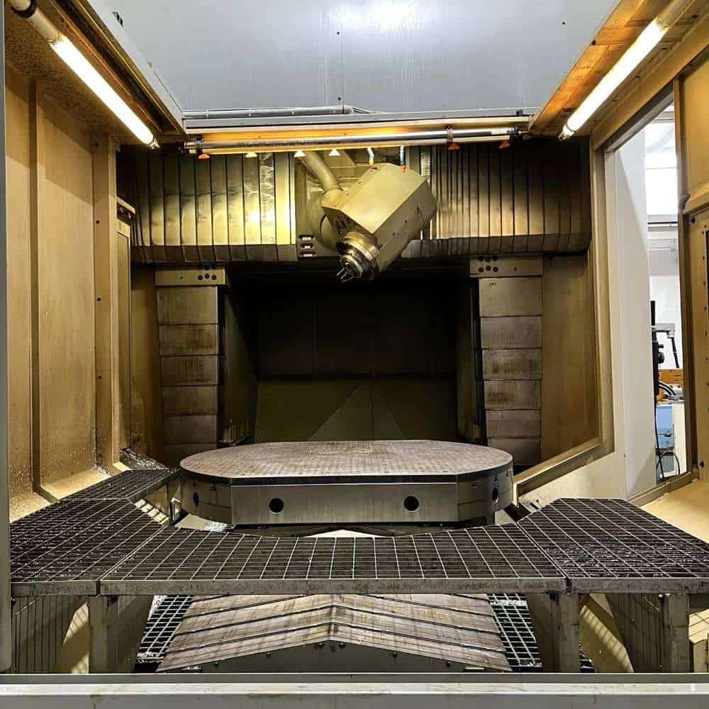 Deckel Maho DMU 200P 5 Axis Universal Machining Center - MachineStation
