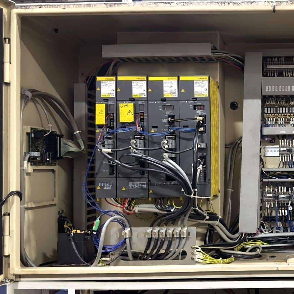 Used Kira VTC-40B CNC Vertical Machining Center (2000) | Versatile ...