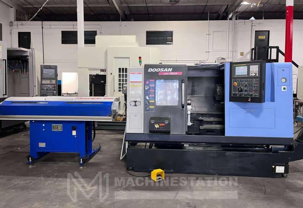 Used Doosan Lynx 220LMA CNC Turn Mill Center (2010) – Versatile Turning and Milling