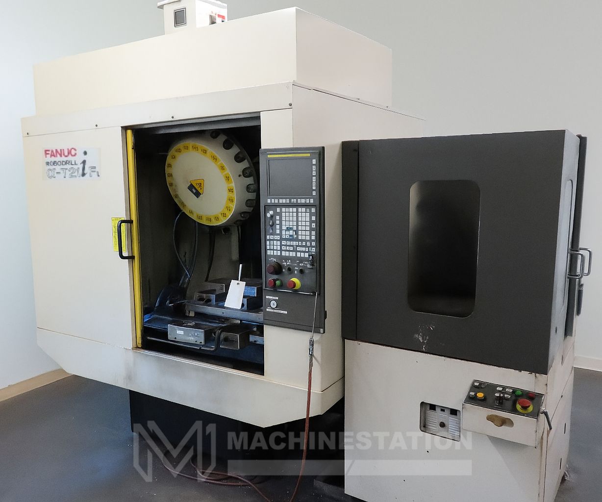 Used Fanuc Robodrill α-T21iFL CNC Drill Tap Center | Versatile Milling ...