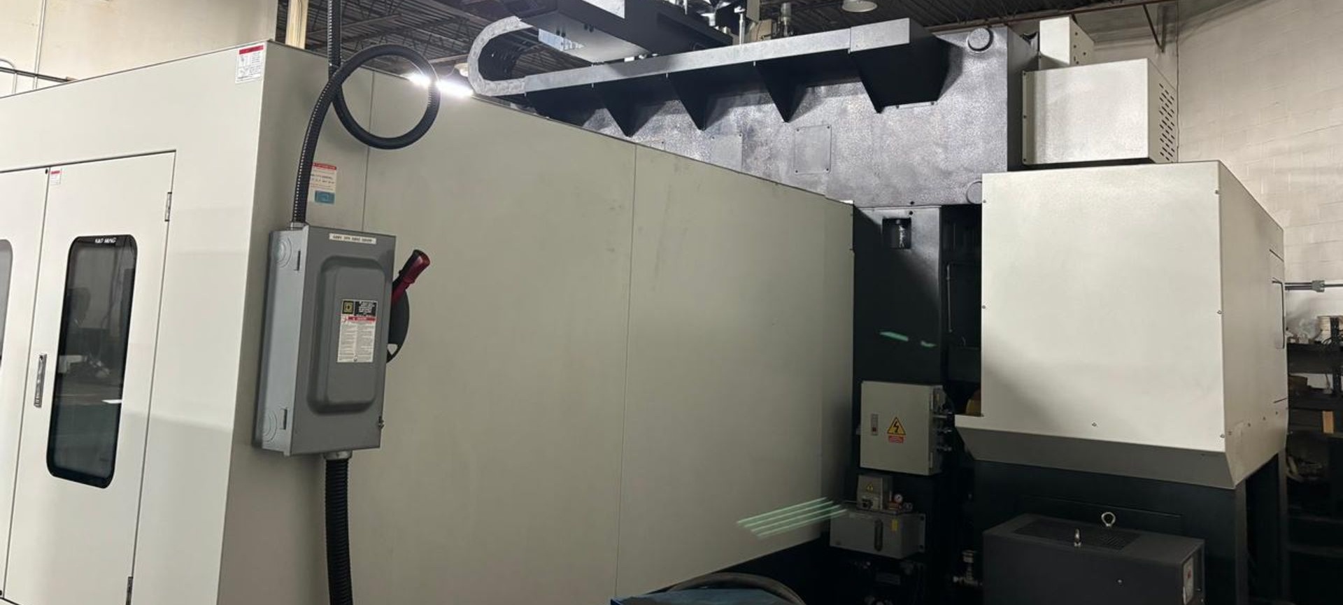 Used Kao Ming KMX-318 HIS CNC Gantry Mill Machine- 2015 for Sale